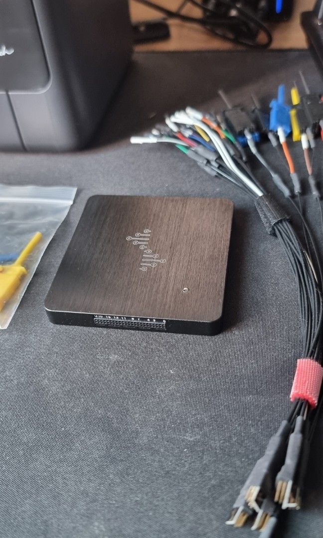 DSLogic Plus, Logic Analyzer, Everything Else, Others on Carousell