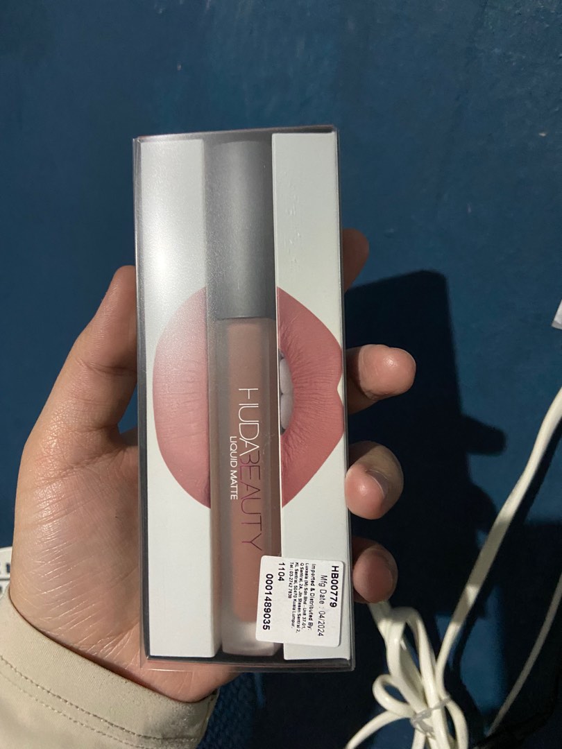 Huda beauty (Code Wifey), Beauty & Personal Care, Face, Makeup on Carousell