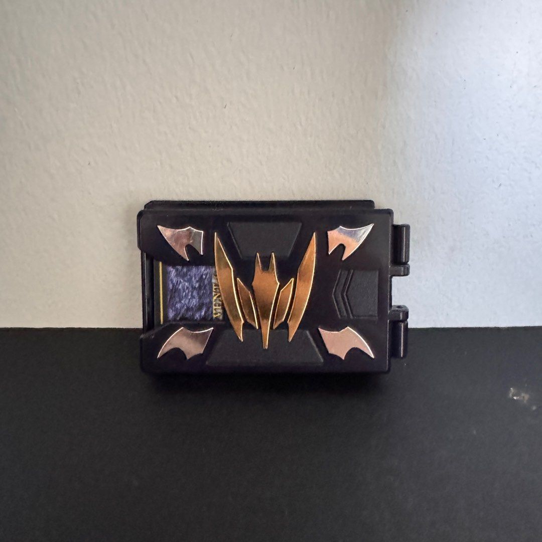 Kamen Rider Knight DX Deck with card Ryuki, Hobbies & Toys, Toys ...