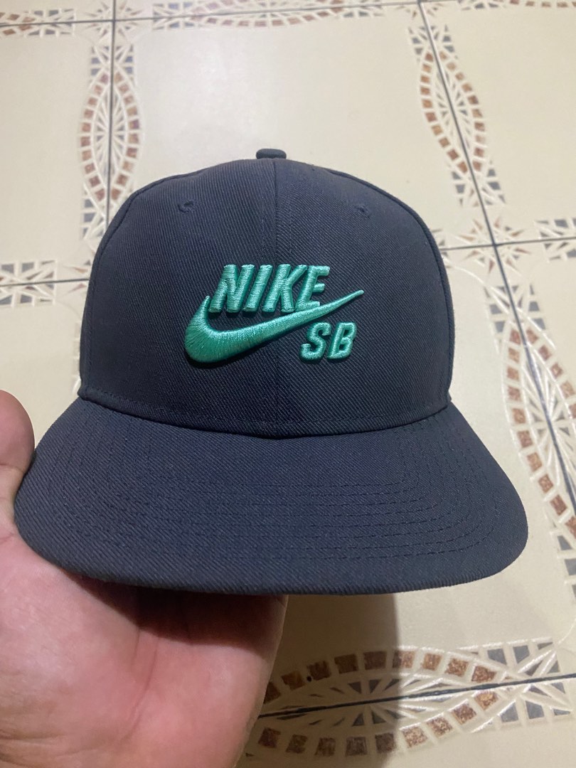 Nike SB cap, Men's Fashion, Watches & Accessories, Caps & Hats on Carousell