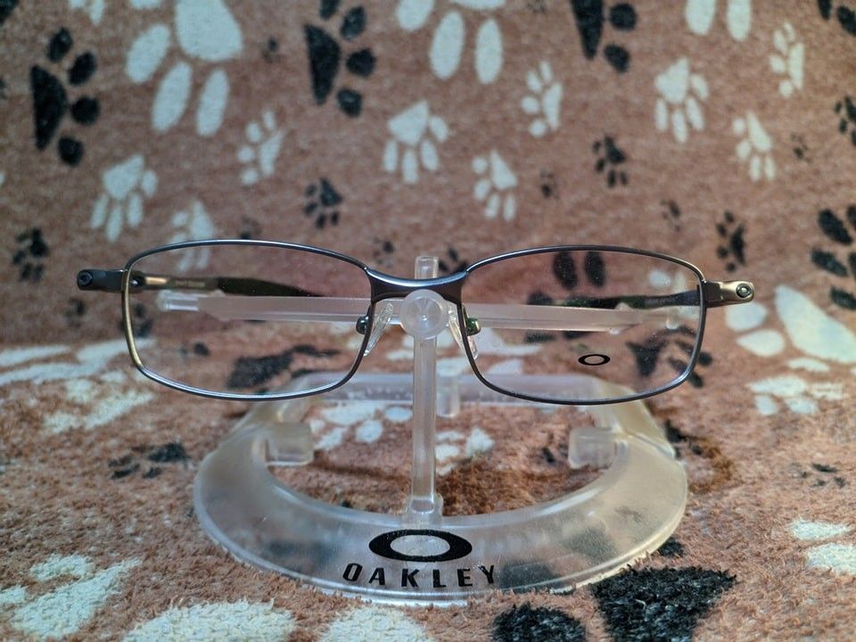 OAKLEY COILOVER EYEGLASSES METAL FRAME, Men's Fashion, Watches ...