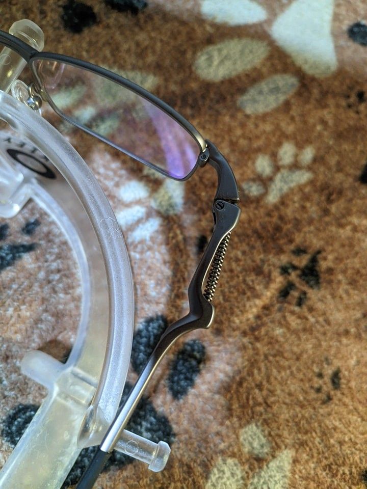 OAKLEY COILOVER EYEGLASSES METAL FRAME, Men's Fashion, Watches ...