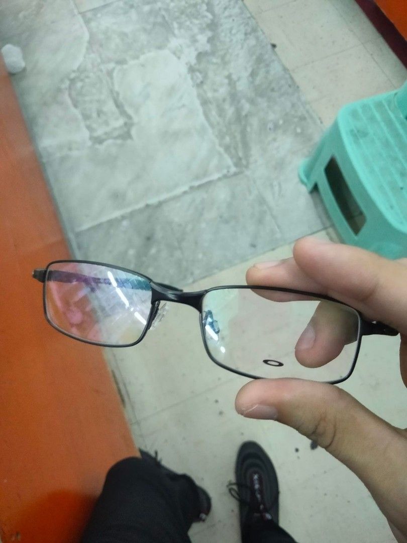 OAKLEY COILOVER EYEGLASSES METAL FRAME, Men's Fashion, Watches ...