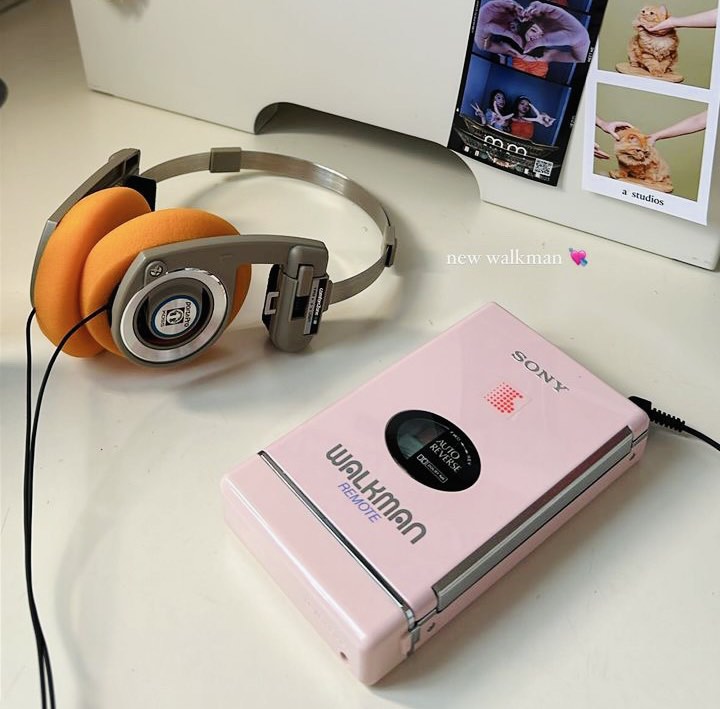 Pink Sony Walkman WM-109 Cassette Player, Audio, Portable Music Players ...