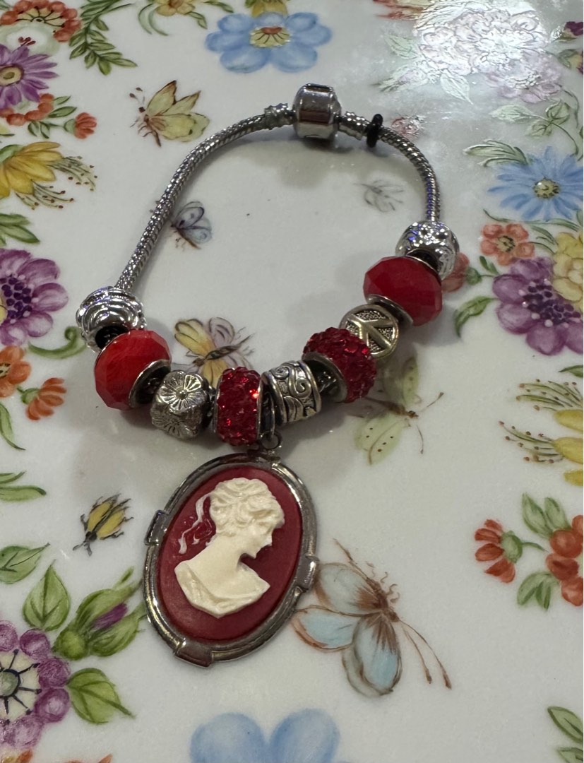 Red Pandora Inspired Victorian Cameo Bracelet, Women's Fashion, Jewelry ...