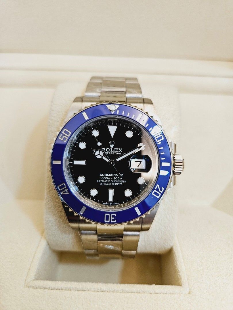 Rolex Submariner Date 41mm 126619LB 500k Below SRP 2022 Full Set ...