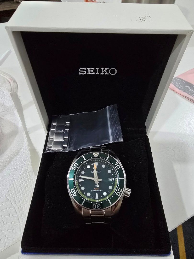 Seiko Prospex Solar GMT Dive Watch, Men's Fashion, Watches ...