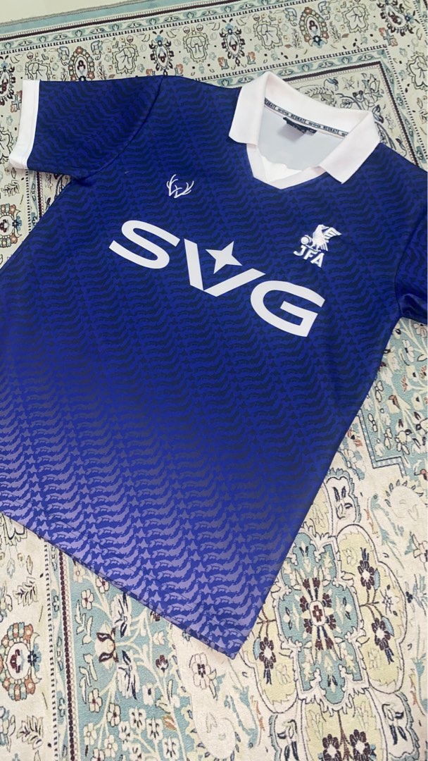 SVG x Neonate, Announcements on Carousell