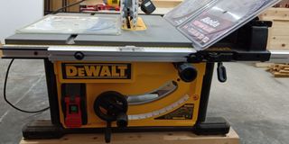 Table Saw DeWalt DWE7492 250mm blade, TV & Home Appliances, Other Home ...