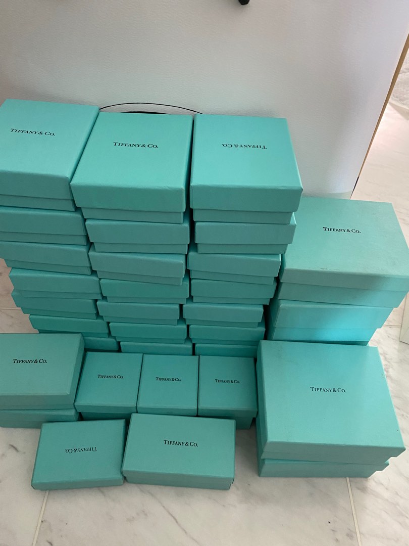 Tiffany &co.empty box new never use, Women's Fashion, Jewelry ...