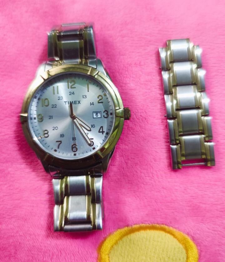 Timex cr2016 watch with date function, Men's Fashion, Watches ...
