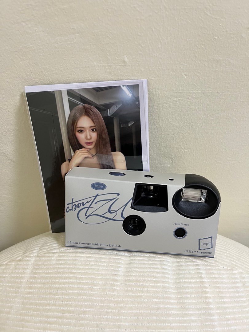 Twice Tzuyu Disposable Film Camera Aboutzu Jyp Kpop, Photography ...