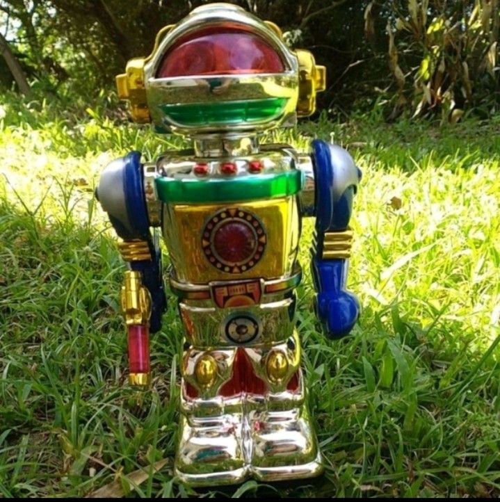 VINTAGE 90's ROBOT TOYS, Hobbies & Toys, Toys & Games on Carousell