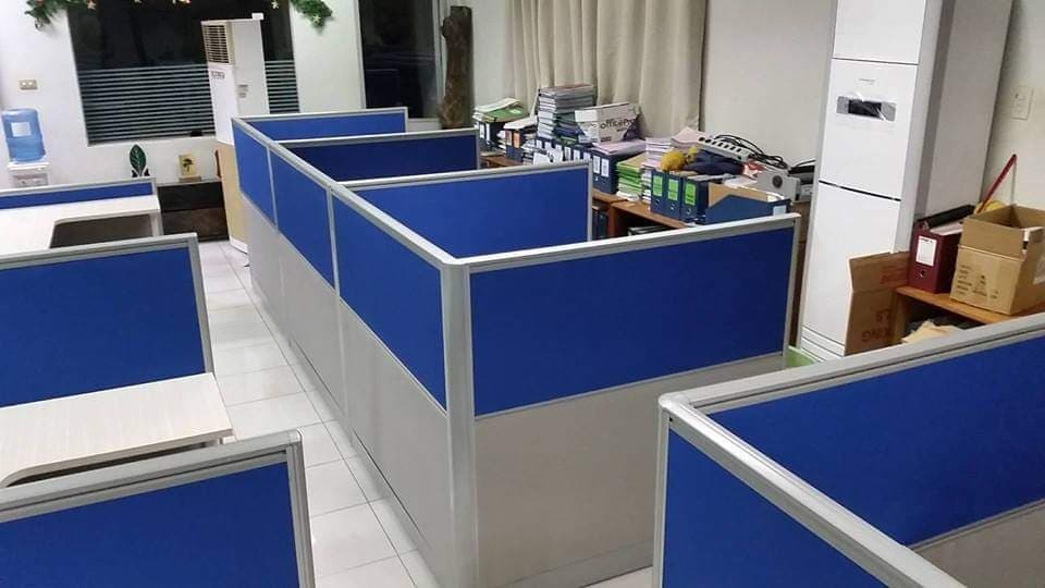 -Workstation with Table- ''Window Blinds - Office Partition -- Toilet ...