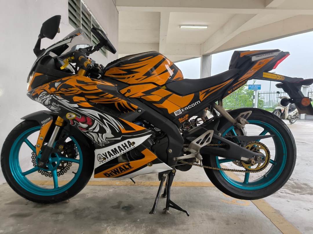 Yamaha R15 or swap LC V8, Motorbikes on Carousell