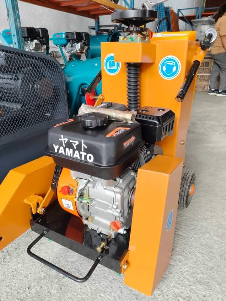 Yamato Concrete cutter, Commercial & Industrial, Construction Tools ...