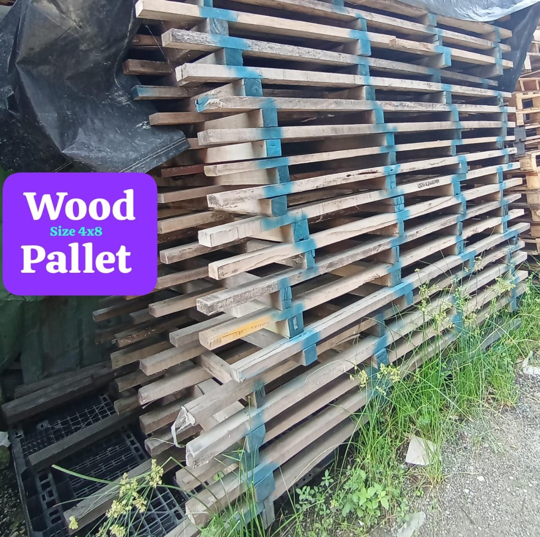 4x8 wood pallet, Furniture & Home Living, Outdoor Furniture on Carousell