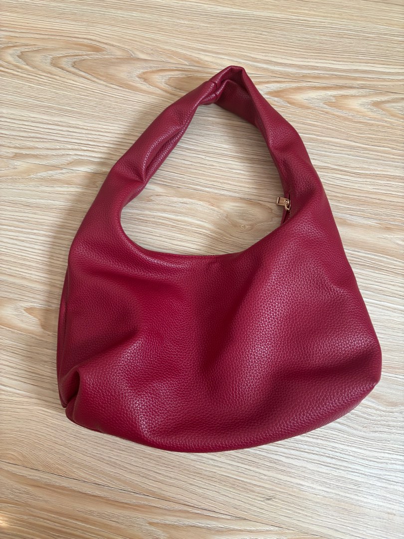 Aztrid Hobo Bag Small Burgundy, Women's Fashion, Bags & Wallets ...