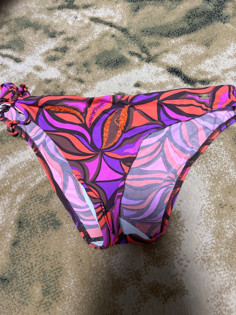 Branded bottom bikini swimwear size M 2025, Women's Fashion, Swimwear ...