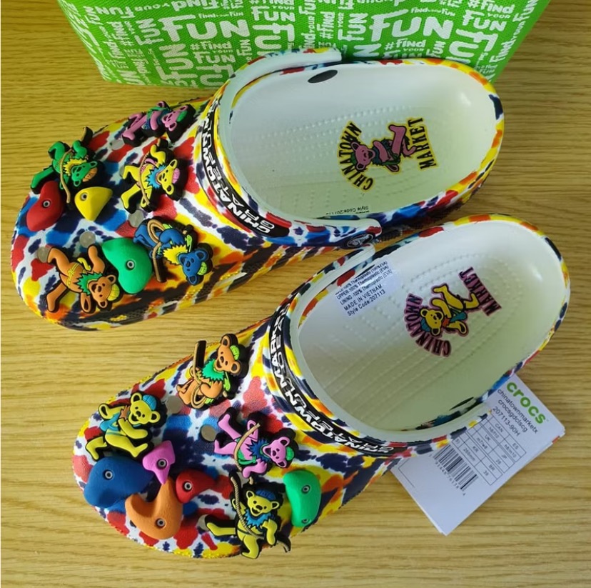 Crocs x Chinatown Market, Women's Fashion, Footwear, Slippers and ...