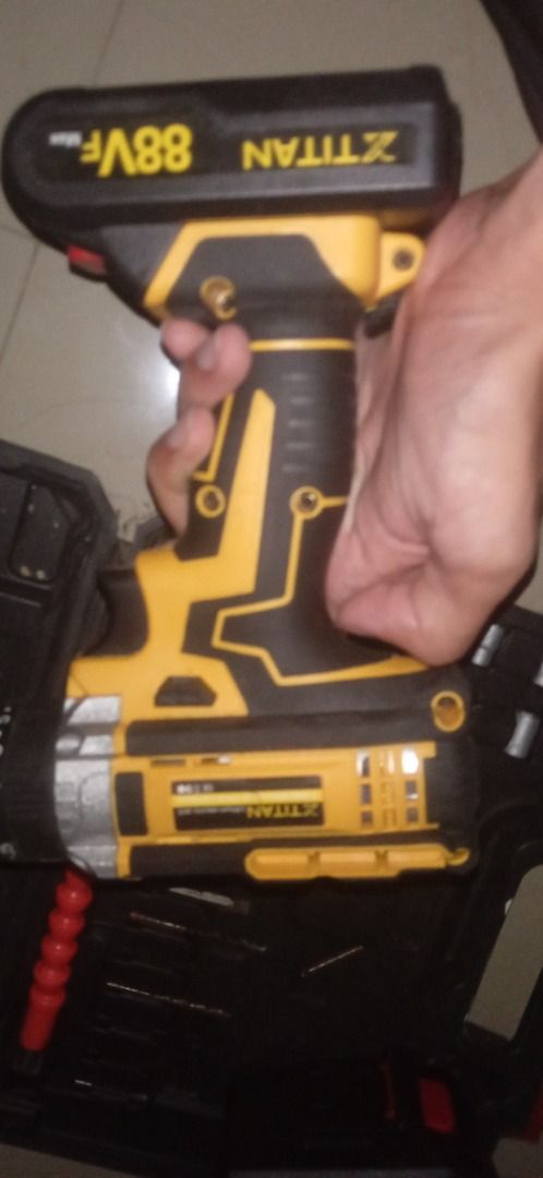 Electrical Drill Complete Set with 2 batteries good for heavy use ...