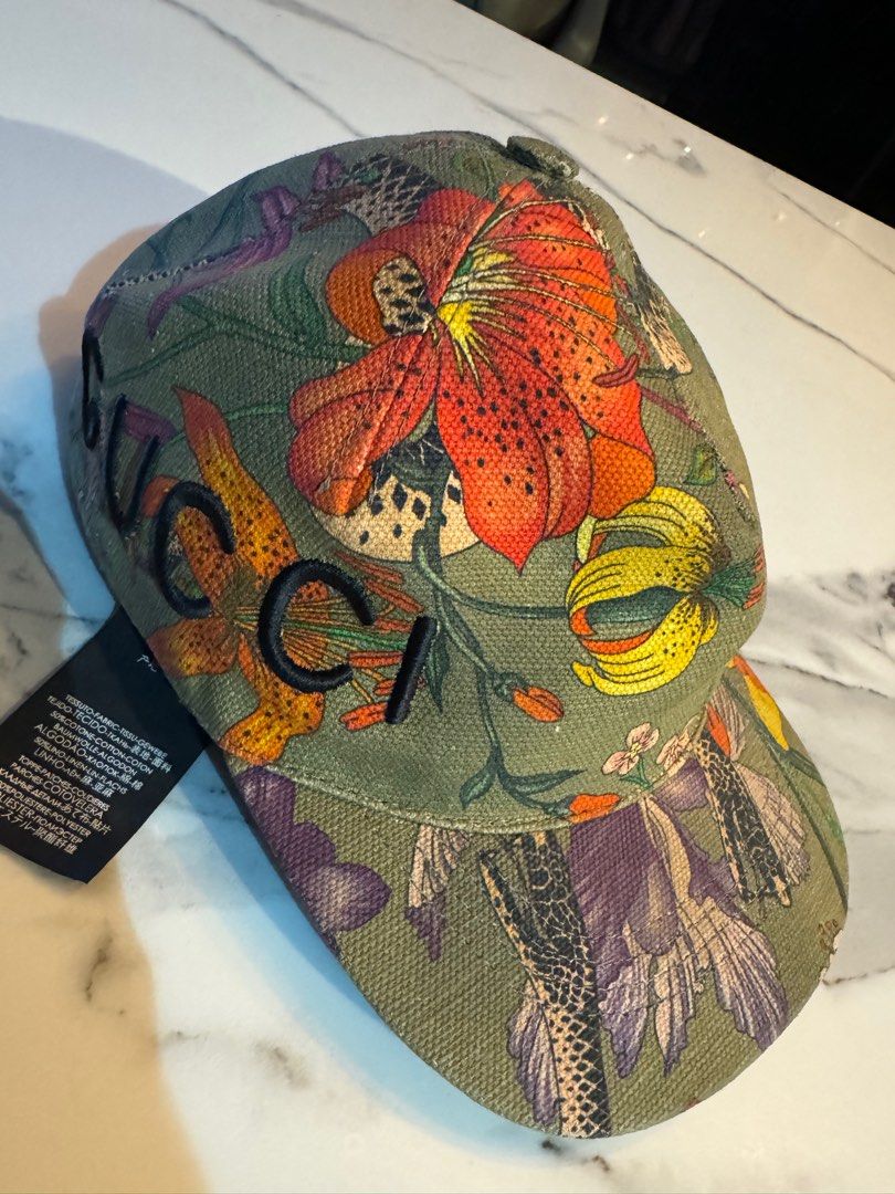 AUTHENTIC GUCCI CAP for sale 280 Women s Fashion Watches Accessories Hats Beanies on Carousell
