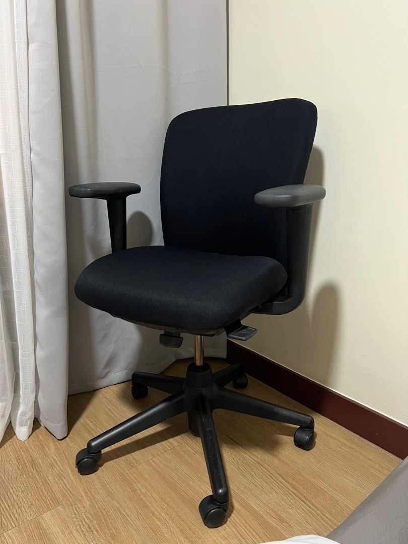 Haworth Look Task Ergonomic Chair, Furniture & Home Living, Office ...