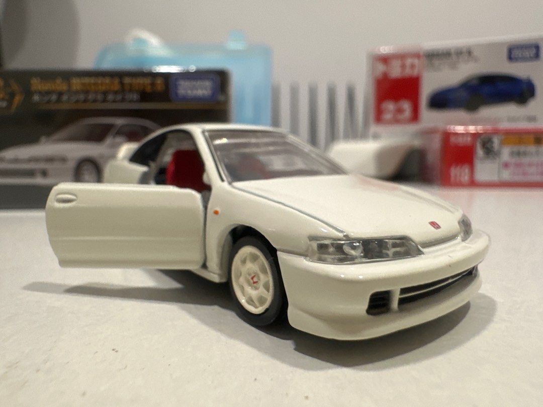 Honda Integra Type R 10th Anniversary Tomica Exclusive, Hobbies & Toys ...