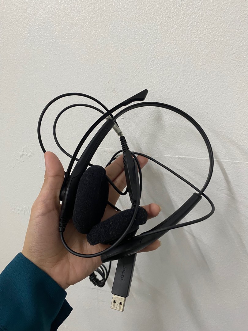Jabra Link 230, Audio, Headphones & Headsets on Carousell
