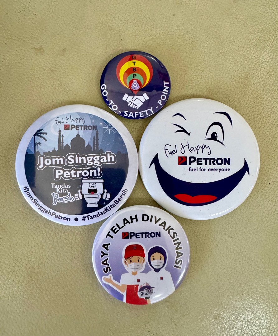 Kombo Button Badge Petron, Hobbies & Toys, Collectibles & Memorabilia ...