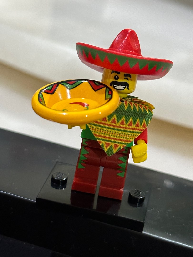 LEGO Minifigure Taco Tuesday Guy TLM012 Lego Movie, Hobbies & Toys ...