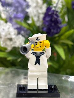 LEGO Series 4 Collectible Minifigures 8804 - Hazmat Guy, Hobbies & Toys ...