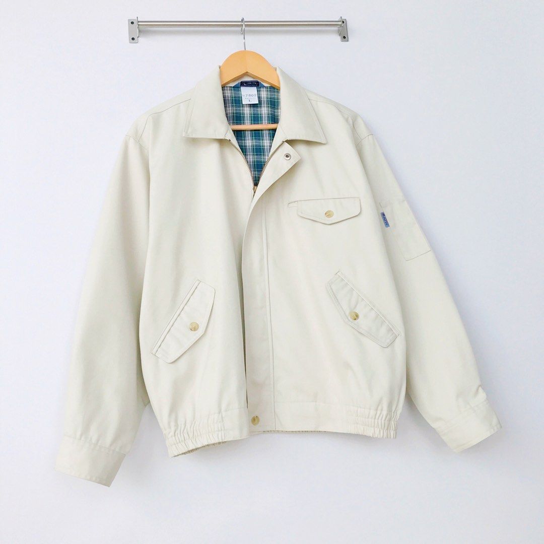 L/XL Work Jacket Boxy Fit Putih Tulang Broken White Polos, Fesyen Pria ...