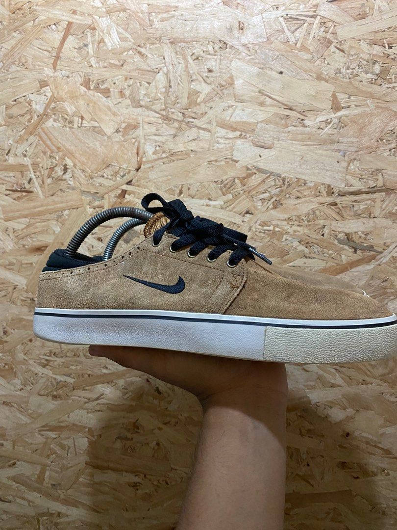 Nike SB TEAM EDITION Ale Brown Black White Suede Sneaker, Men's Fashion ...