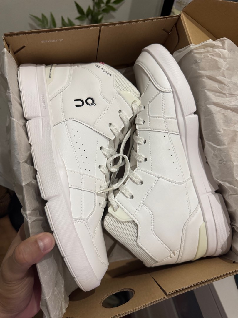 On Clubhouse THE ROGER MID MENs, Men's Fashion, Footwear, Sneakers on ...