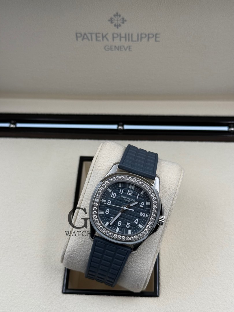 Patek Philippe Aquanaut 5067A-025 Rubber, Luxury, Watches on Carousell
