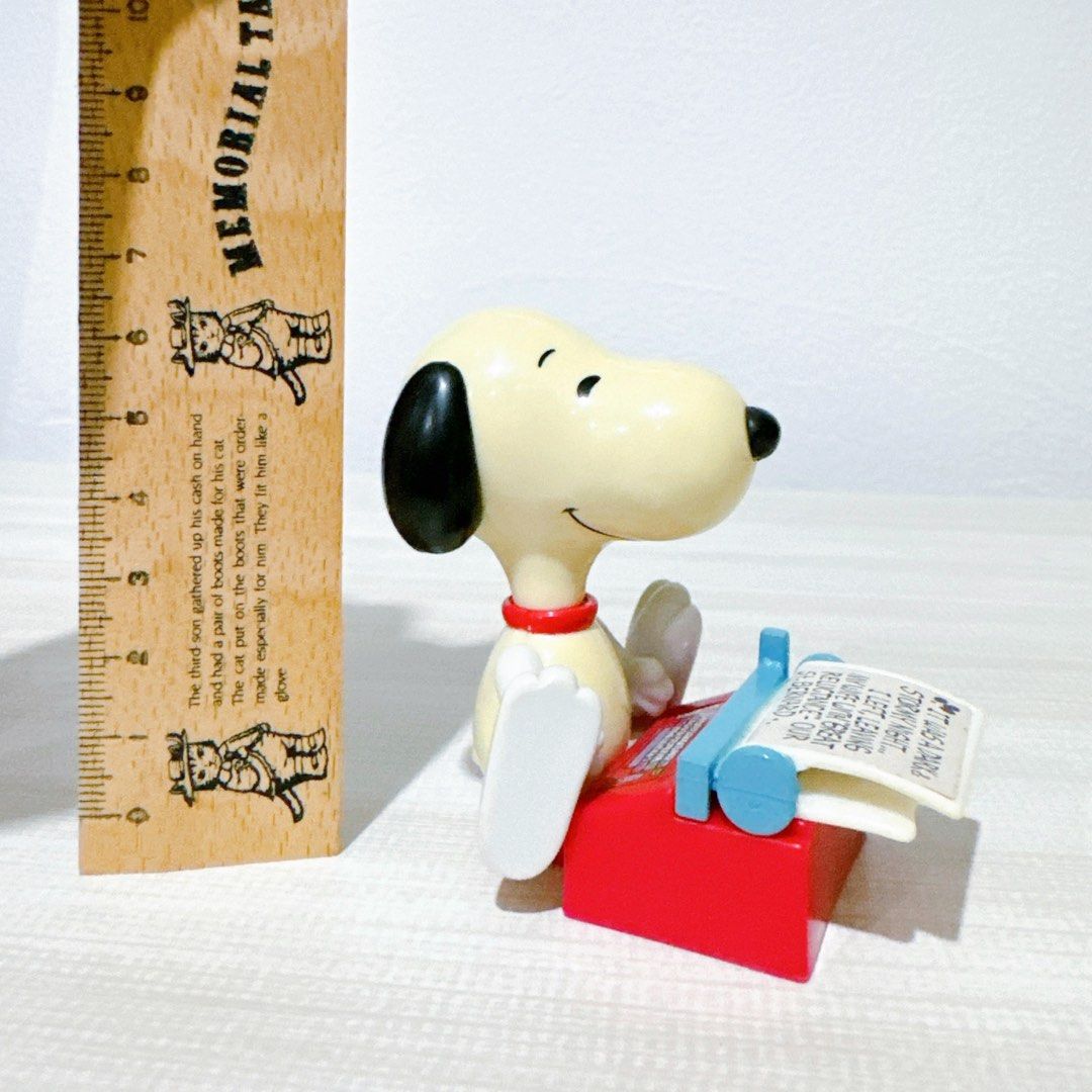 Peanuts Snoopy Typewriter Figure Toy, Hobbies & Toys, Toys & Games on ...