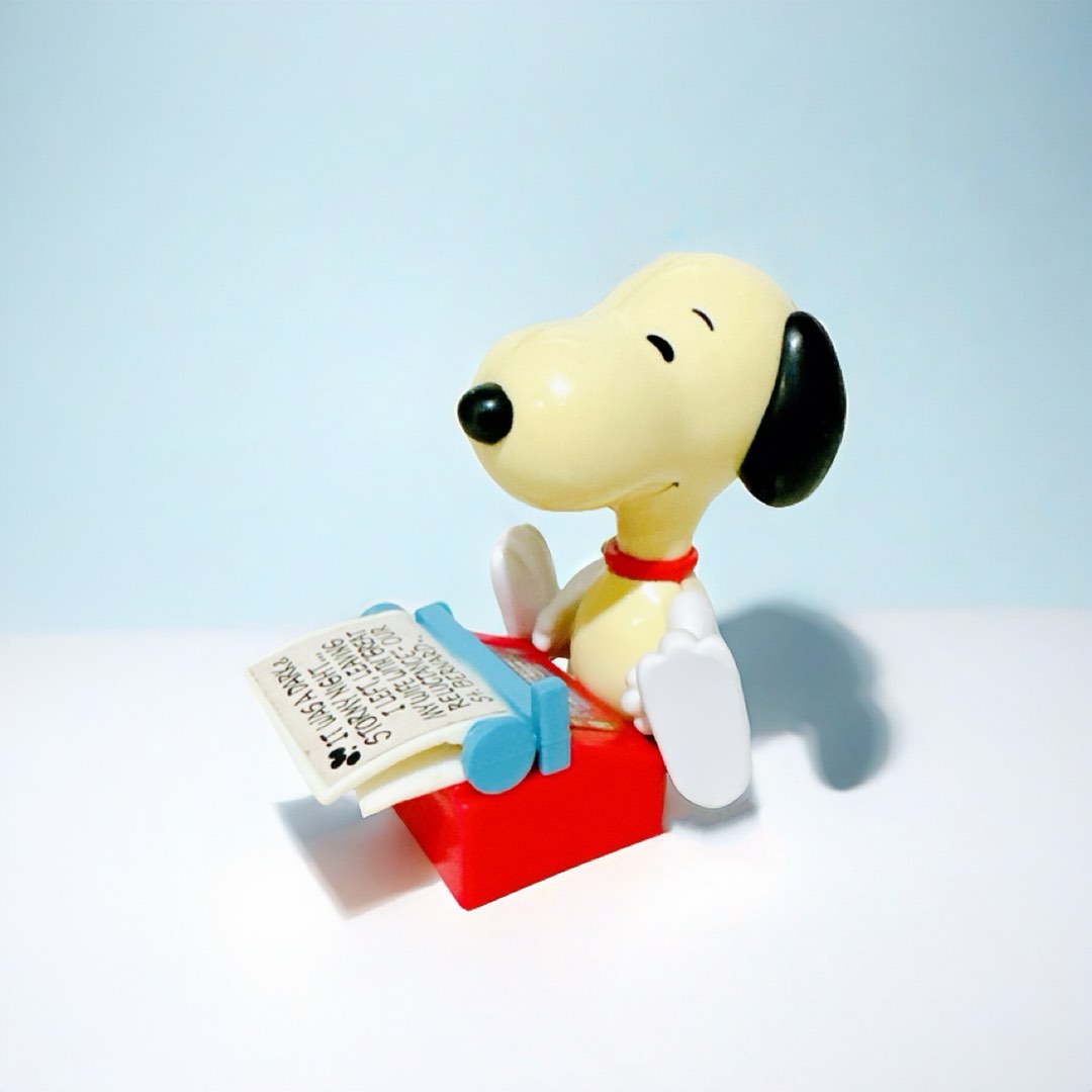 Peanuts Snoopy Typewriter Figure Toy, Hobbies & Toys, Toys & Games on ...