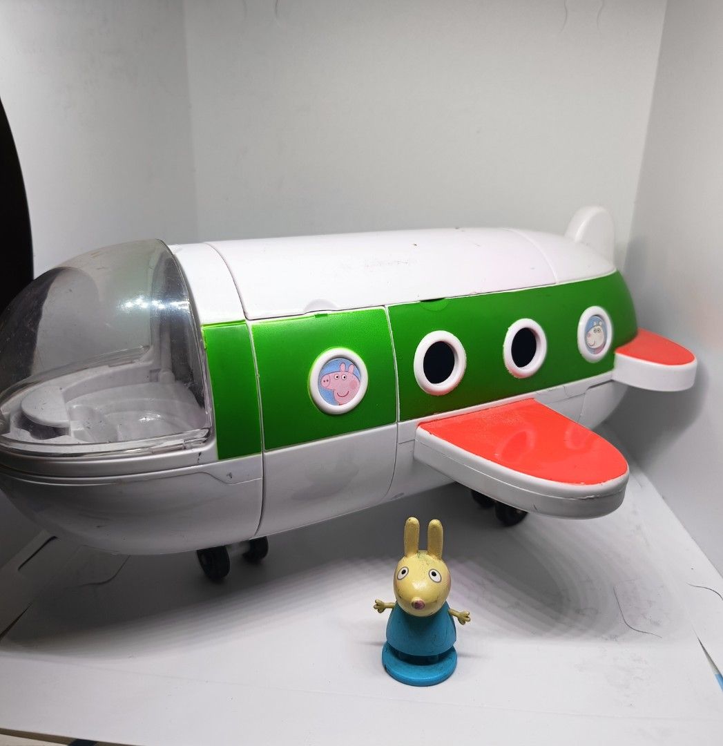 Peppa Pig Airplane, Hobbies & Toys, Toys & Games on Carousell