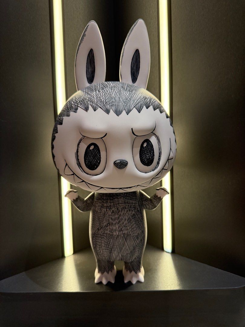 Popmart Mega Labubu Sketch Model Statue Limited Edition 400%, Hobbies ...