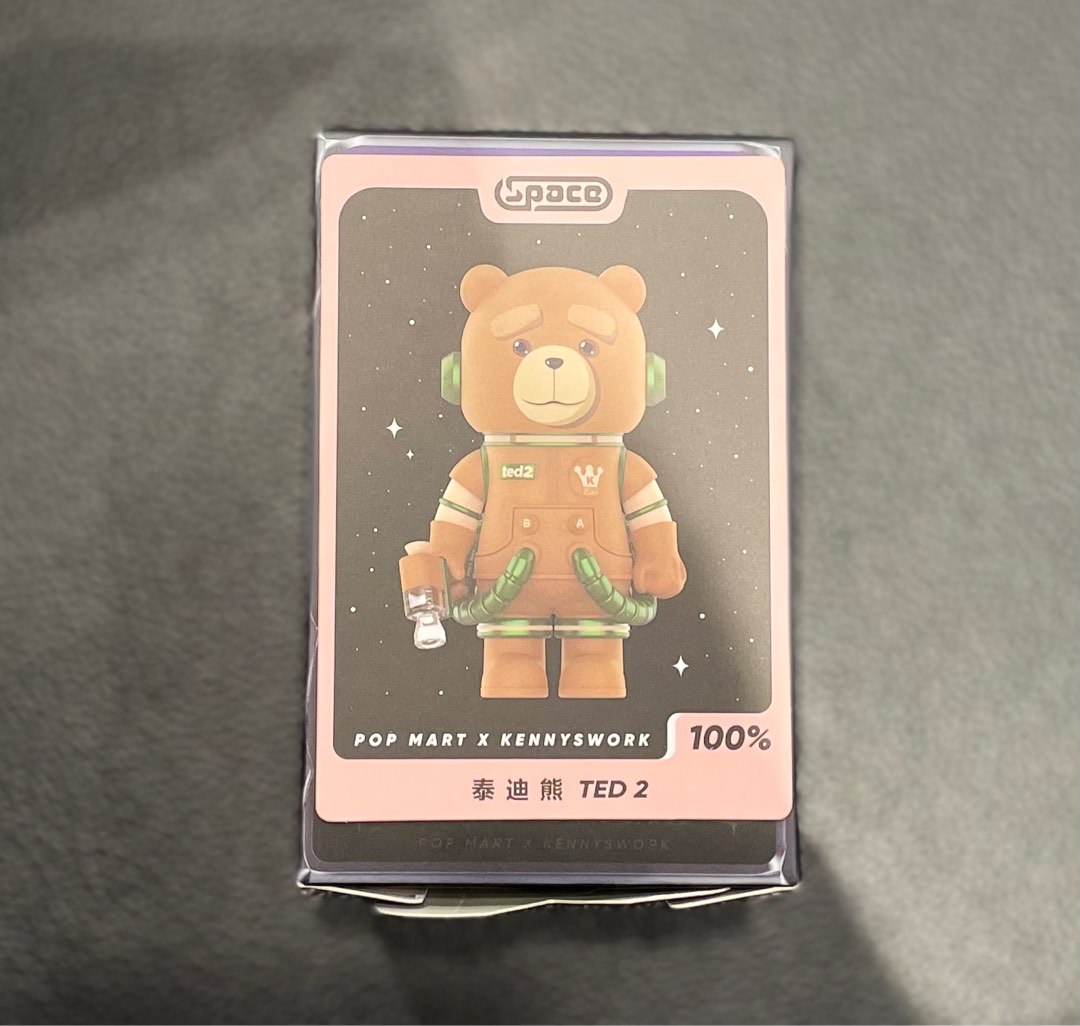 Popmart Mega space molly 100% v3 Ted 2, Toys & Collectibles, Lainnya di ...