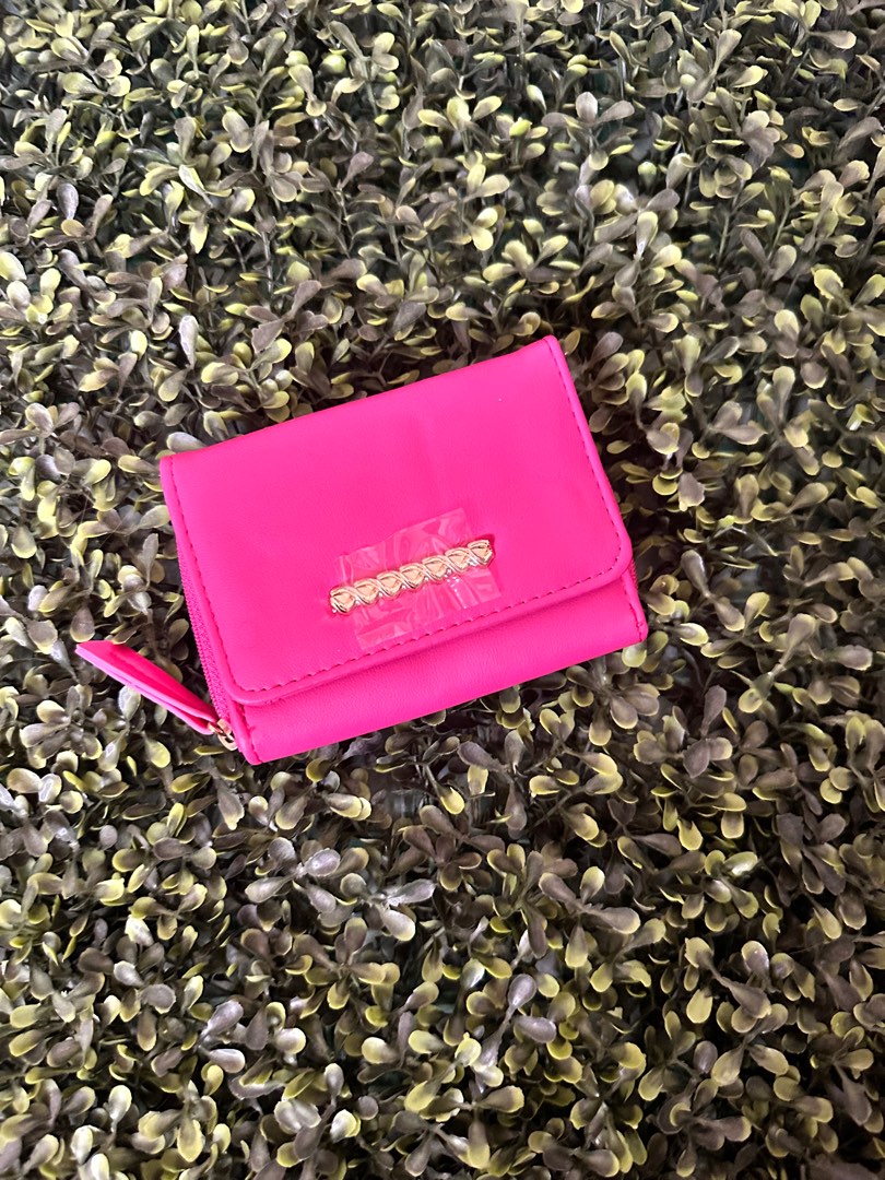 Primark Trifold Short, Women's Fashion, Bags & Wallets, Purses ...