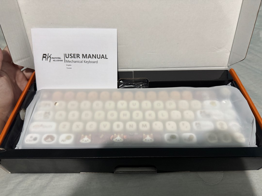 rk65 mechanical keyboard modded with calico cat keycaps, Computers ...