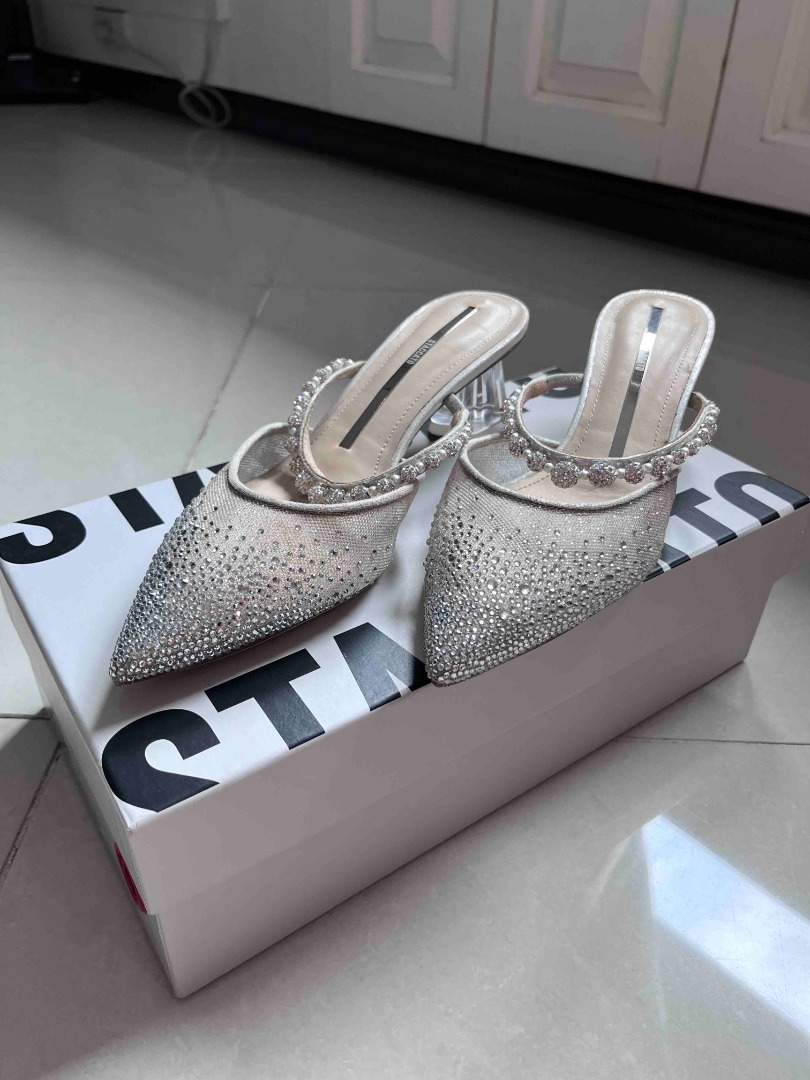 Staccato Silver Heels (US 6), Women's Fashion, Footwear, Heels on Carousell