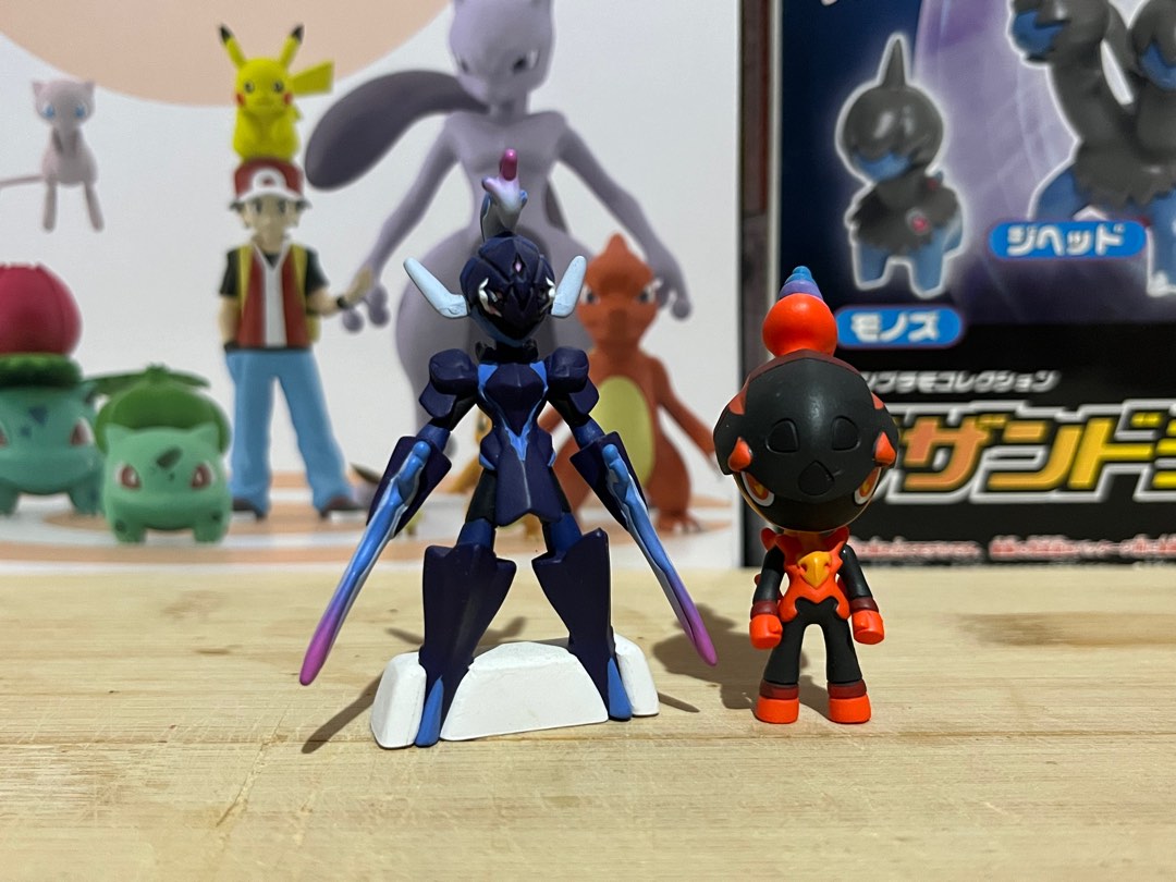 Tomy Pokemon ceruledge set, Hobbies & Toys, Toys & Games on Carousell