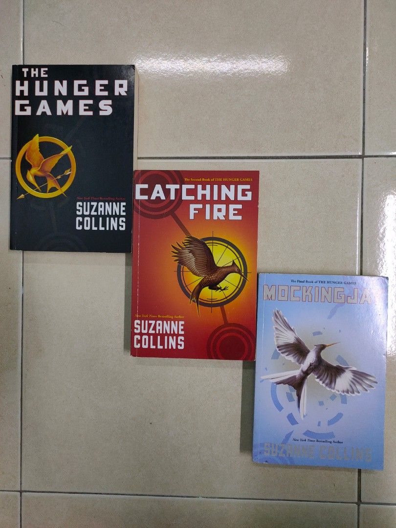 [Used] The Hunger Games Trilogy (3 Books Set) by Suzanne Collins (YA ...