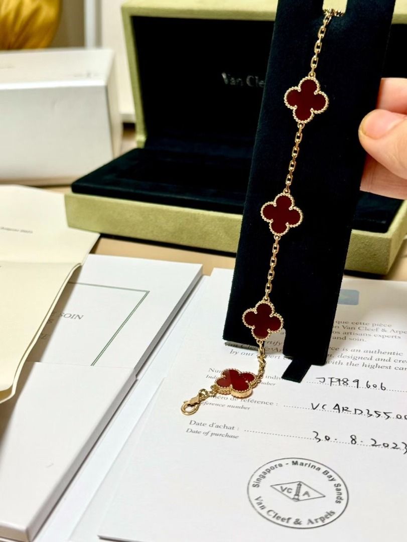 Van Cleef & Arpels Vintage Alhambra 5 Motifs Red Carnelian Bracelet in ...