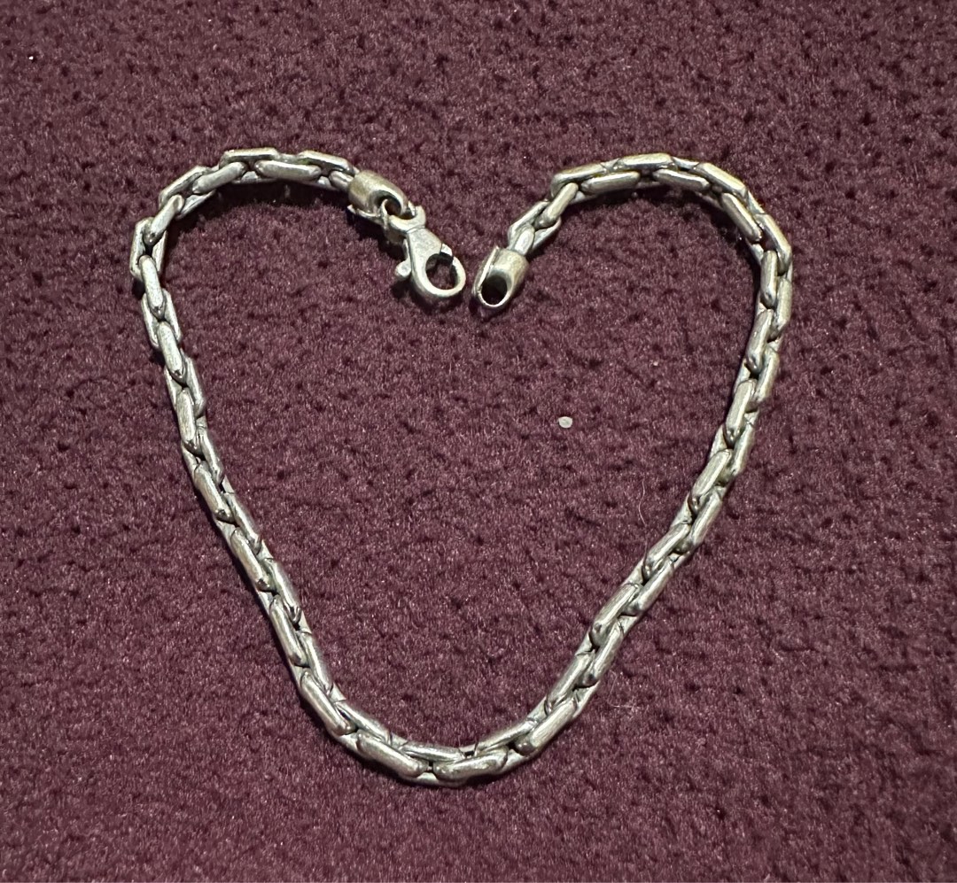 Vintage Cini Whitegold 18k bracelet, Women's Fashion, Jewelry ...