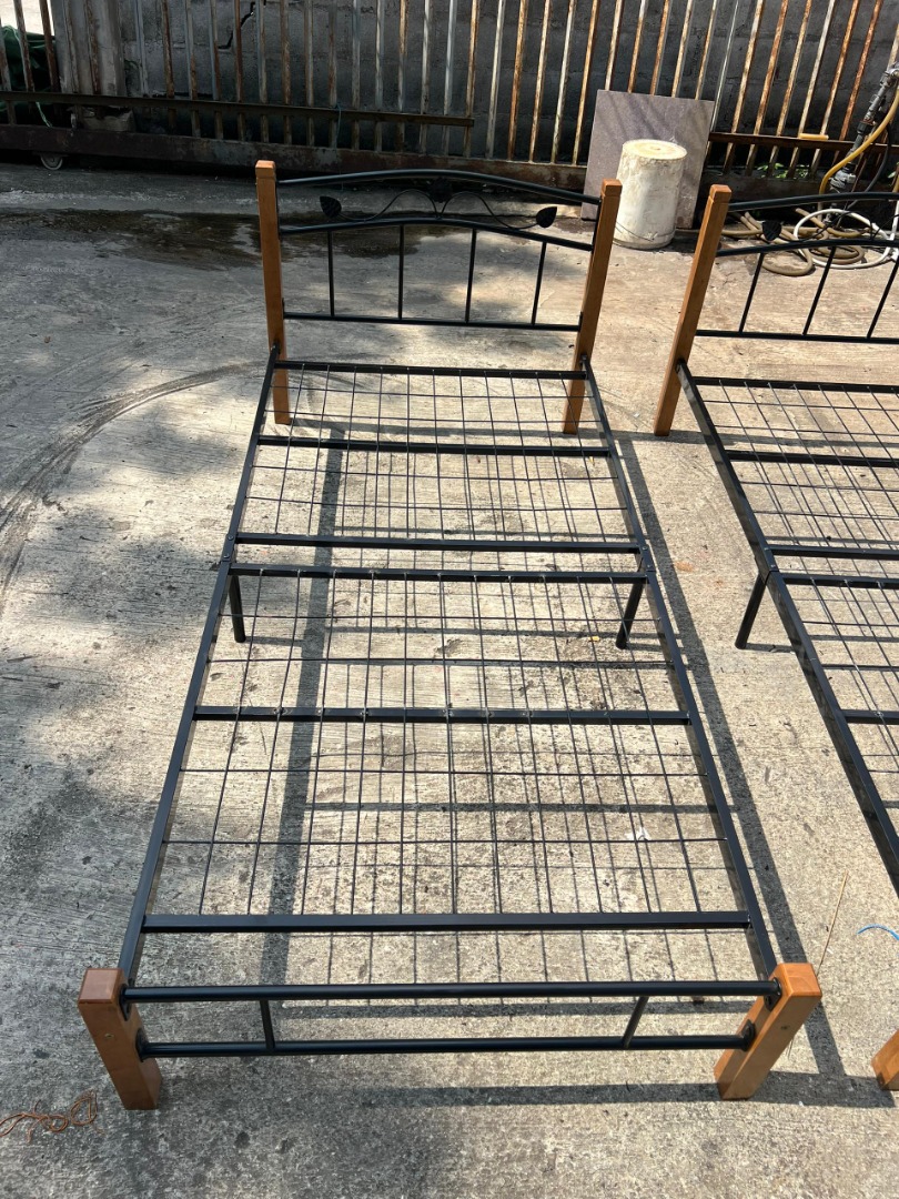 Heavy Duty Besi Katil Single Bed Frame Steel, Furniture & Home Living ...