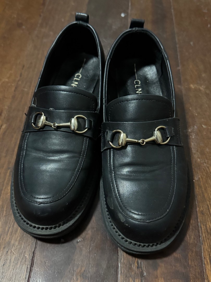 CLN Slip on Loafers (Black), Women's Fashion, Footwear, Loafers on ...